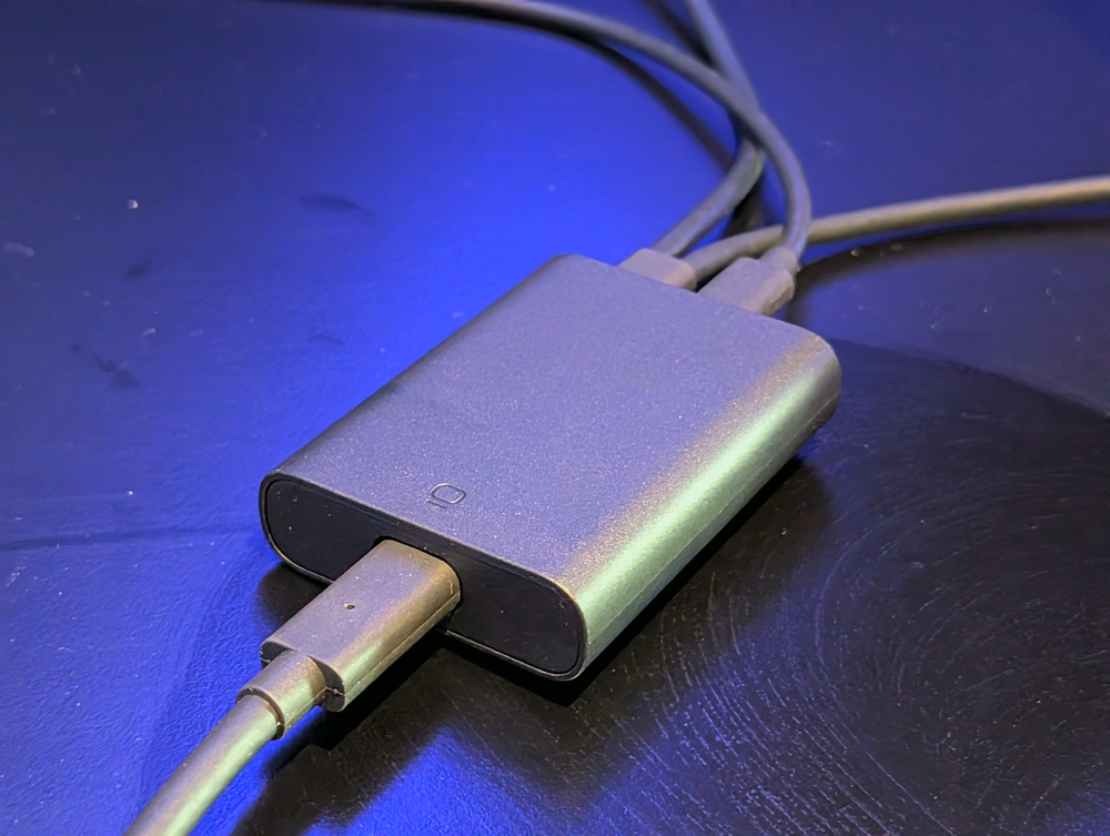 Vive Focus Vision Hands-On: Lossless PC VR Through Fresnel Lenses