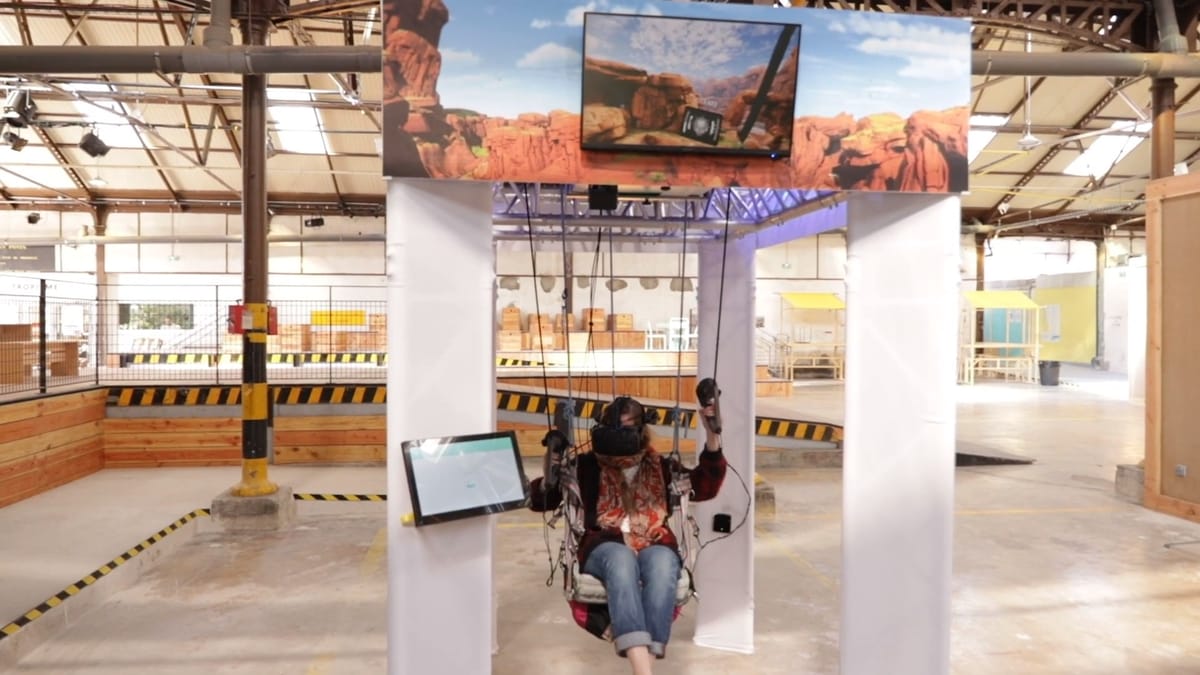 This Awesome VR Paragliding Rig Puts You In Control