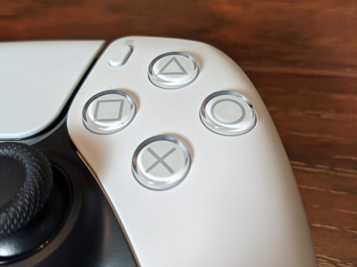 The PS5 DualSense Controller Feels Like A Preview Of The Future Of VR ...