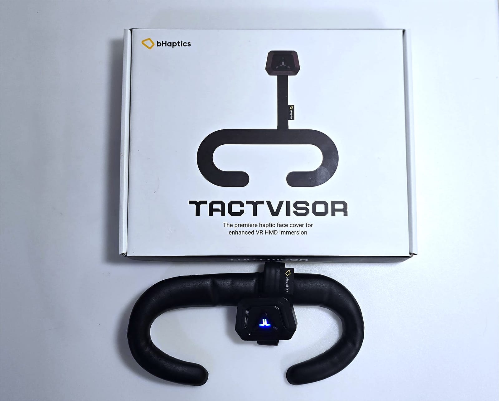 bHaptics TactSuit Air, TactSuit Pro & TactSleeve Review