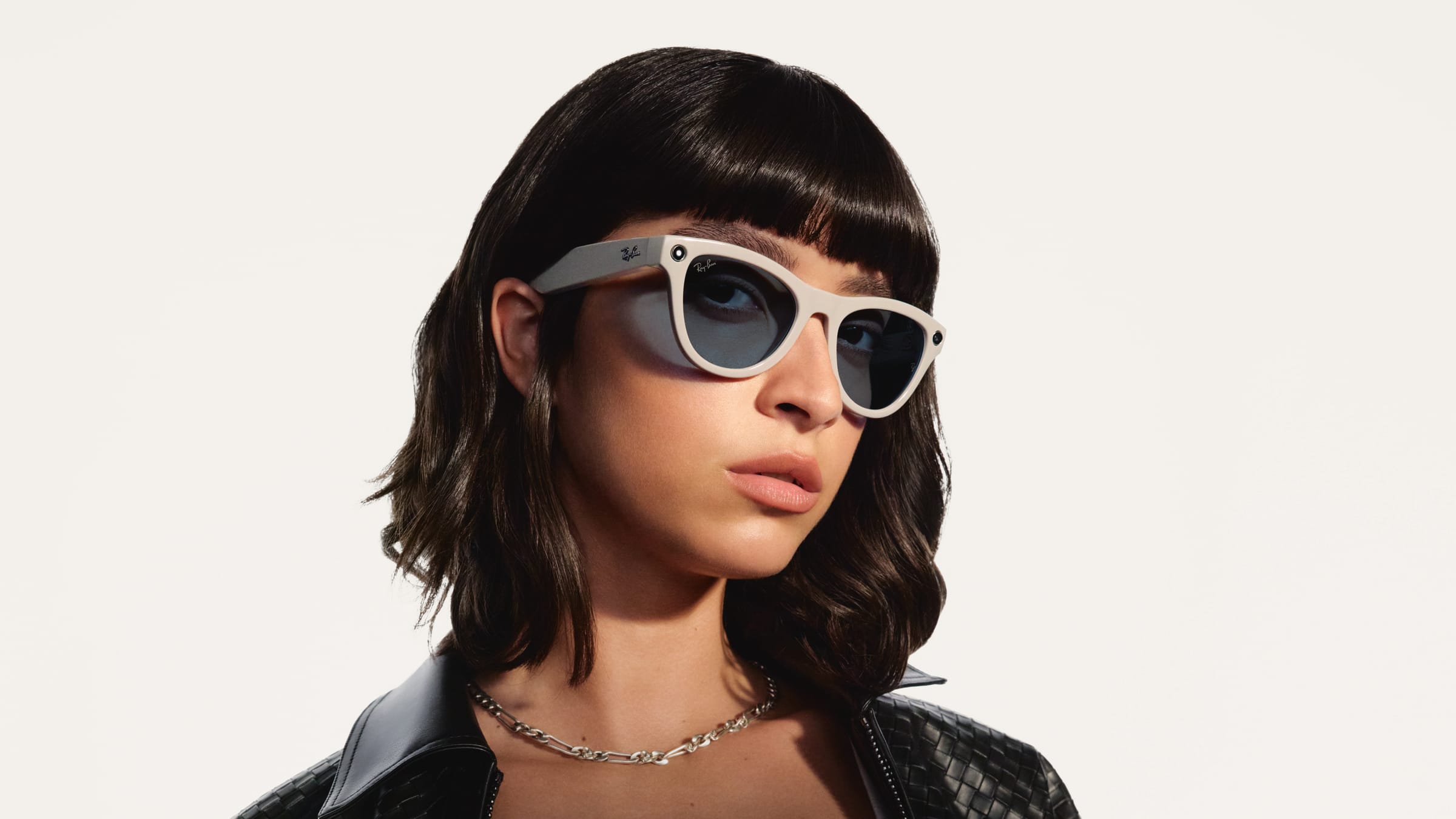 Ray-Ban Meta Glasses Now Translate Speech & Meta AI Is Now Available In ...