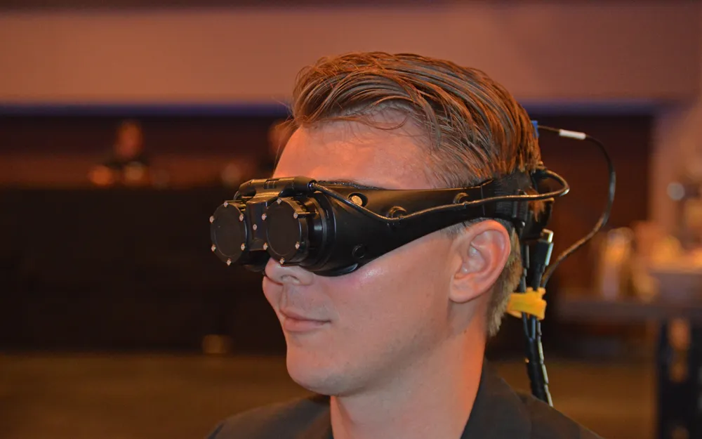 Hands on with eMagin's 2K prototype HMD