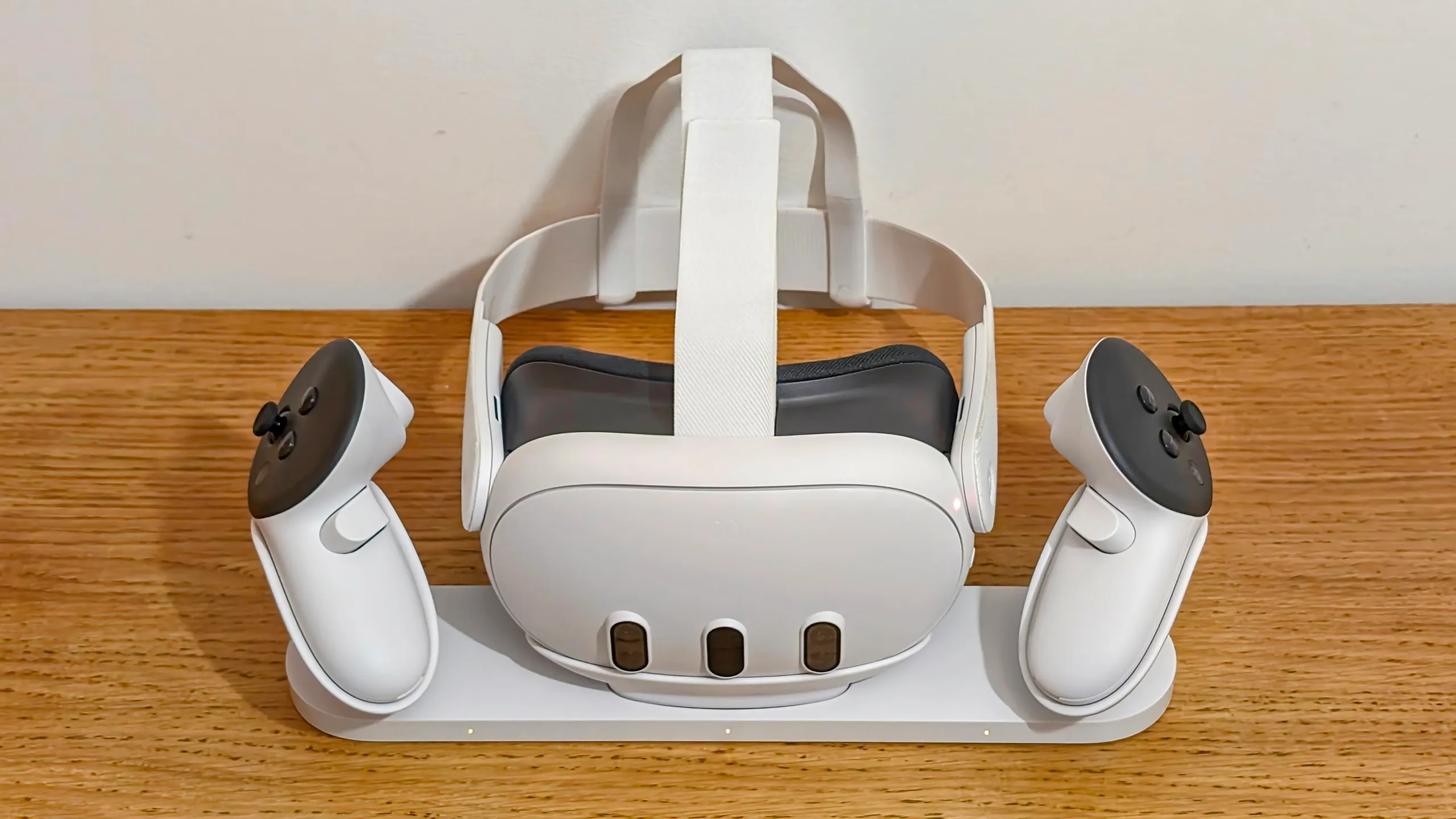 Quest 3 Charging Dock Review: Is It Really Worth $130?